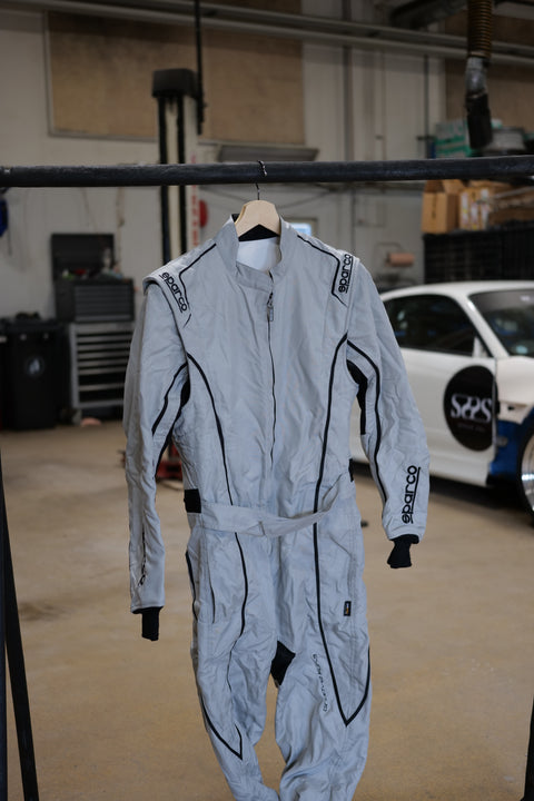 Kläder & Merch – SPECS.ONL